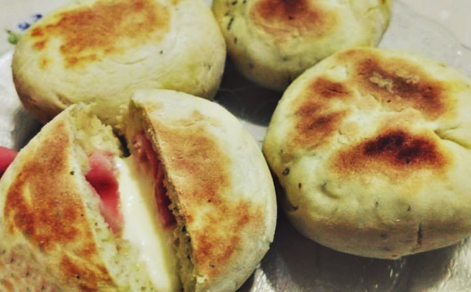 Receta de pancitos rellenos de jamón y queso - Infoagro