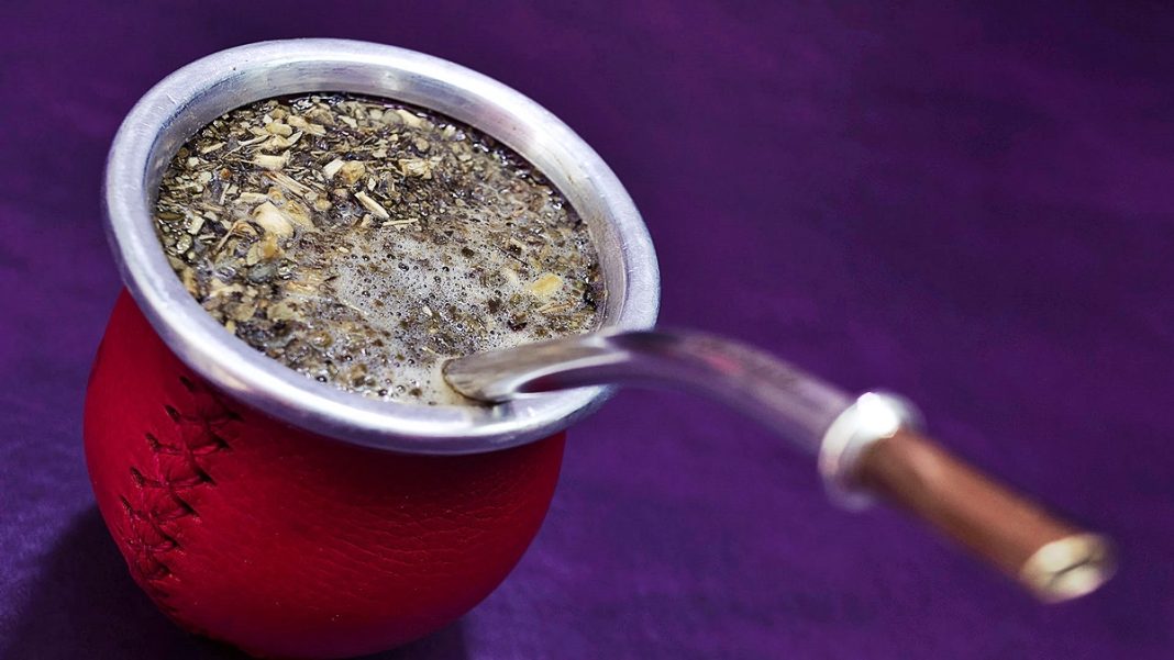 Esto son los 10 mejores agregados para darle sabor al mate - Infoagro