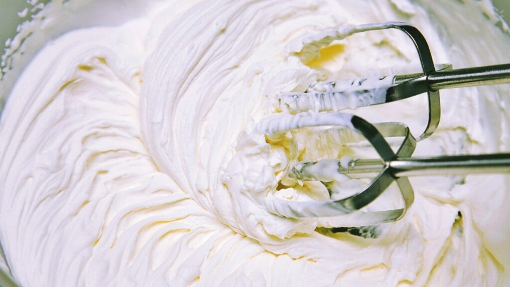 ¿Cómo conservar la crema chantilly correctamente? ¿Cuánto dura? - Infoagro